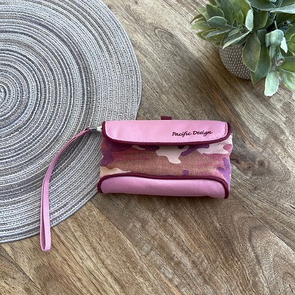 Pacific Design | Other | 425 Pink Camo Nintendo Ds Case | Poshmark